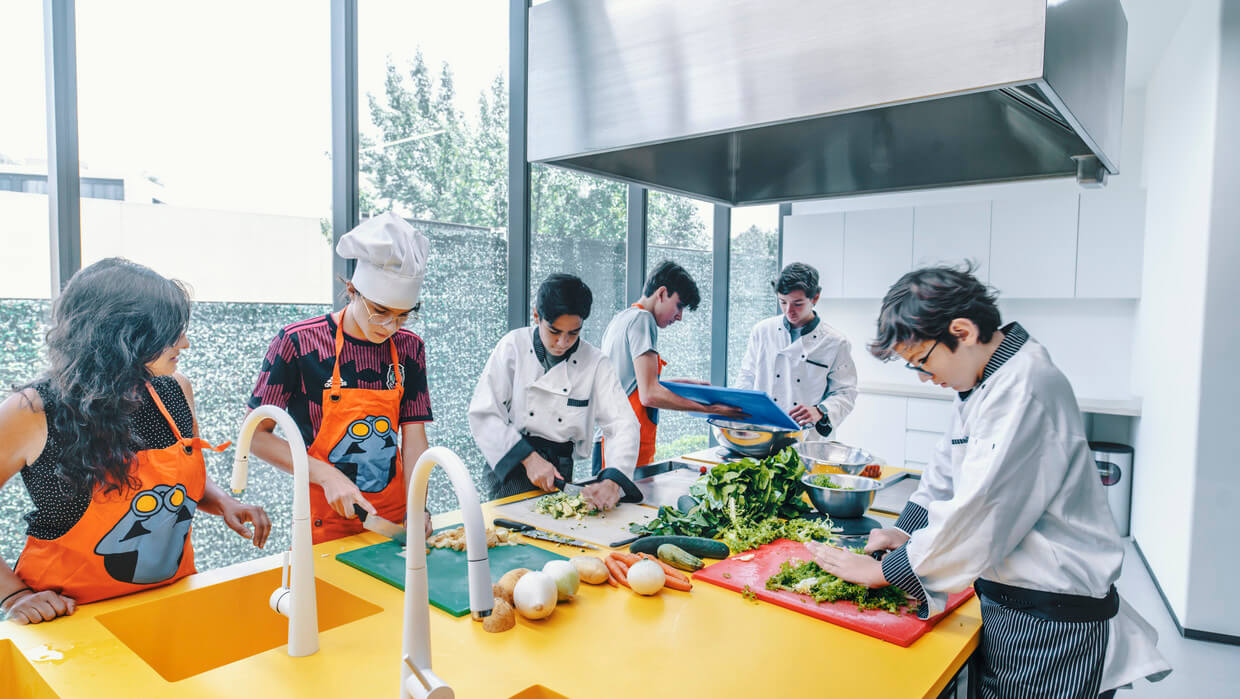 Rosan Bosch | Humanitree School - Hive and Flight